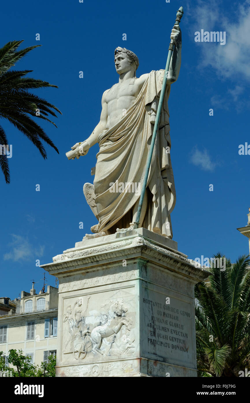 Napoleon bonaparte statue hi-res stock photography and images - Alamy