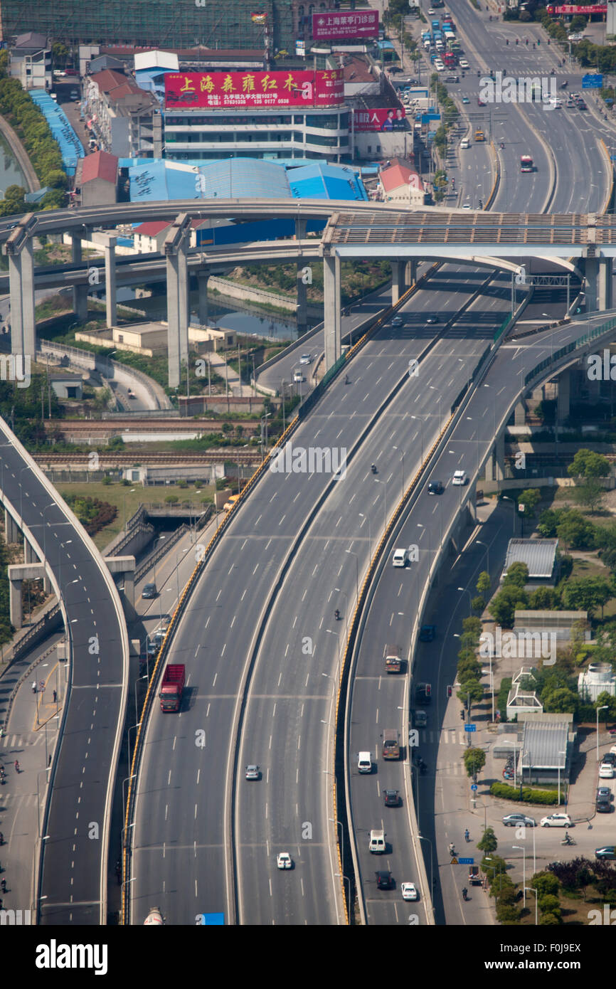 Empty highway hi-res stock photography and images - Alamy