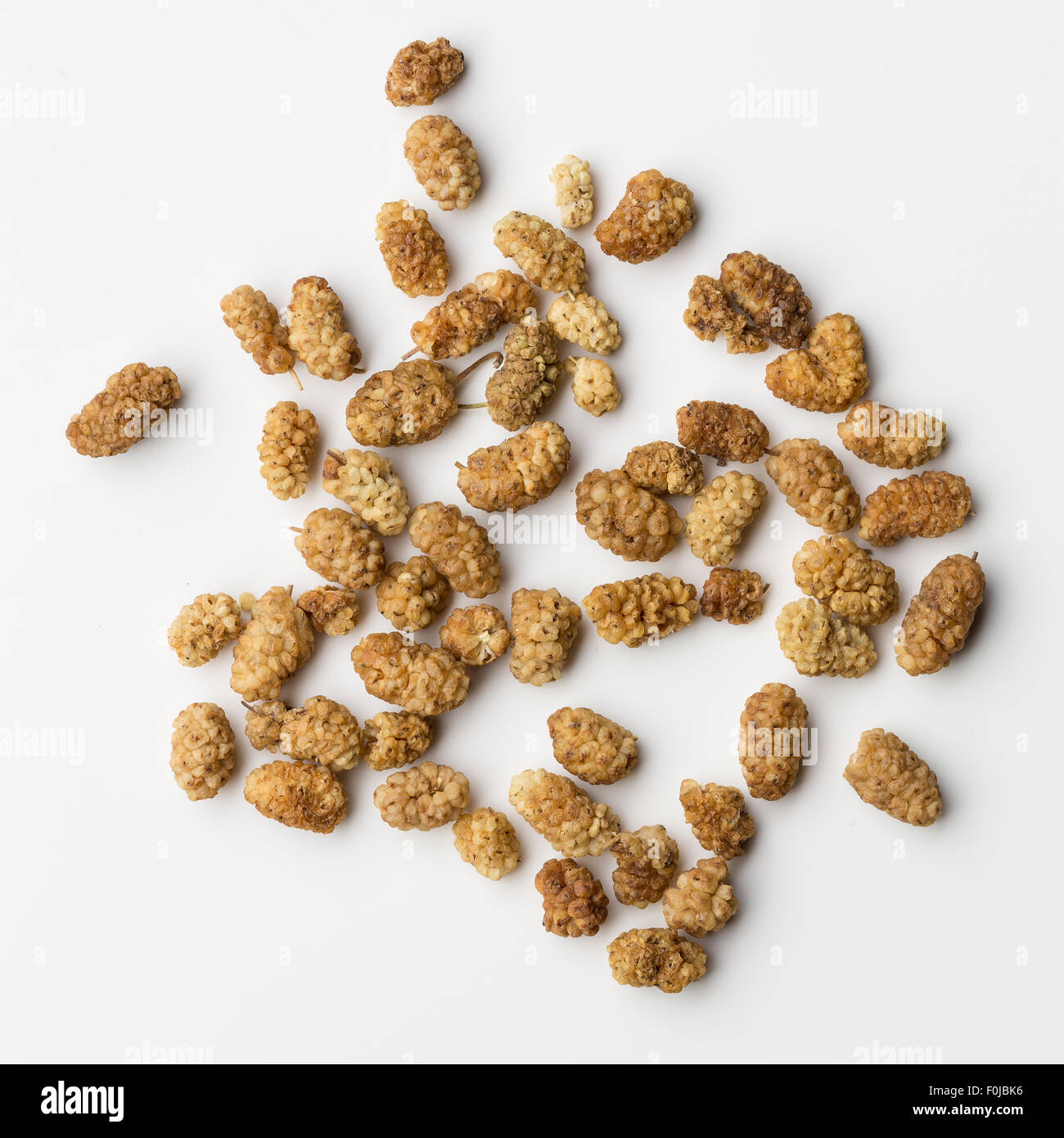 Dried mulberry berries healthy super fruit Stock Photo - Alamy
