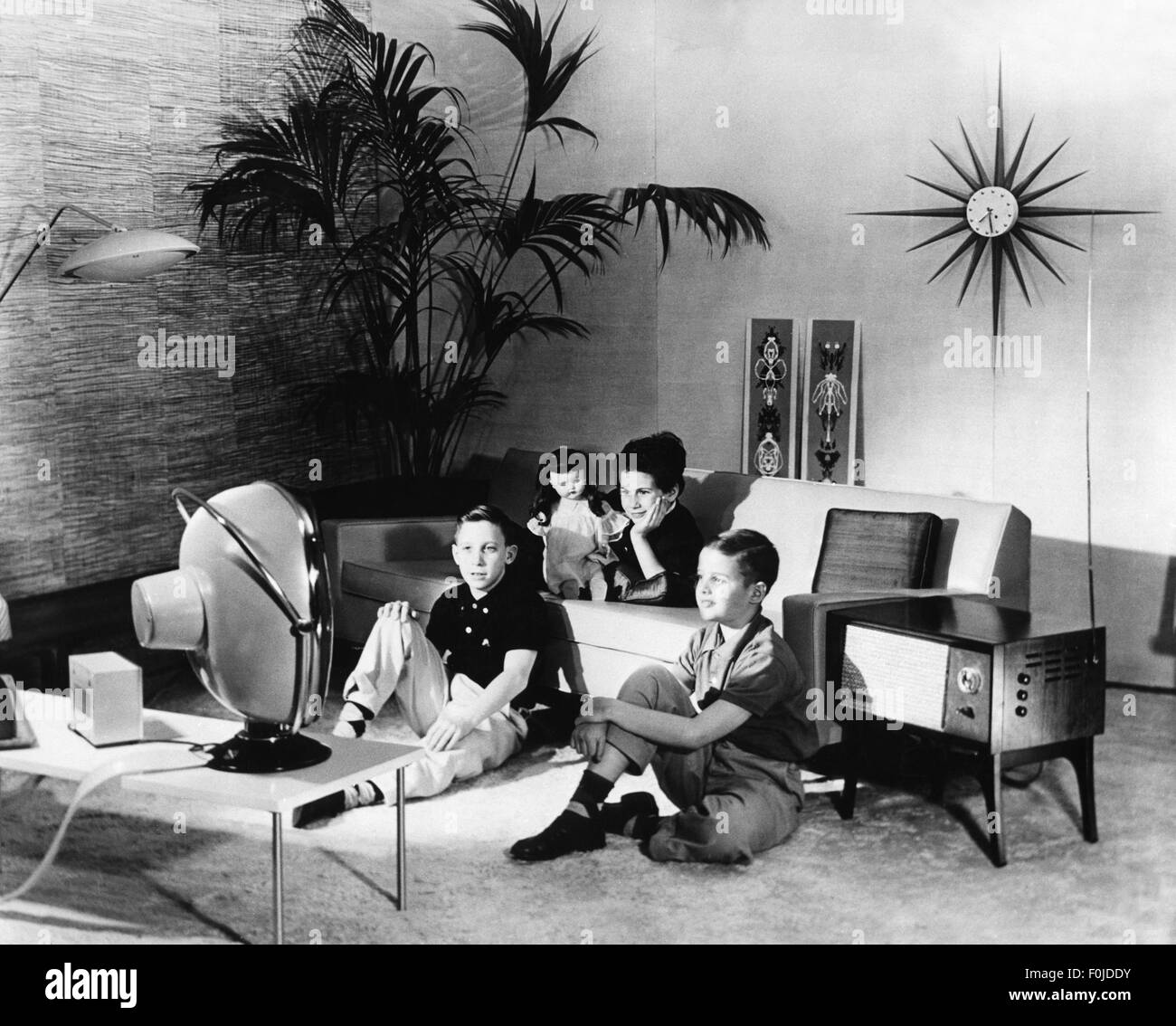 1950s front room hi-res stock photography and images - Alamy