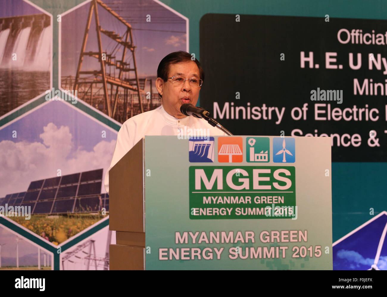 Aung zaw win hi-res stock photography and images - Alamy