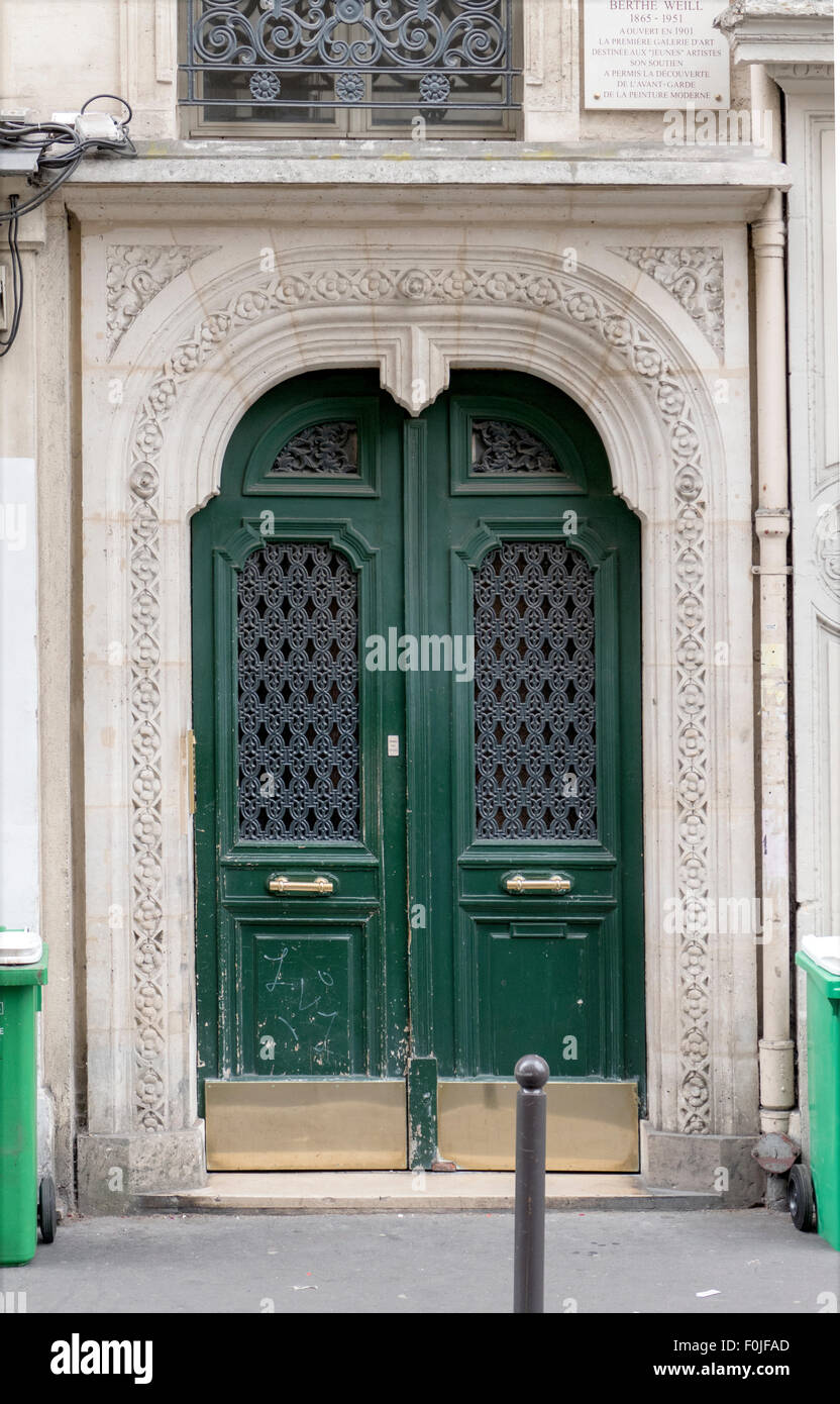 Home of theo and vincent van gogh paris hi-res stock photography and ...