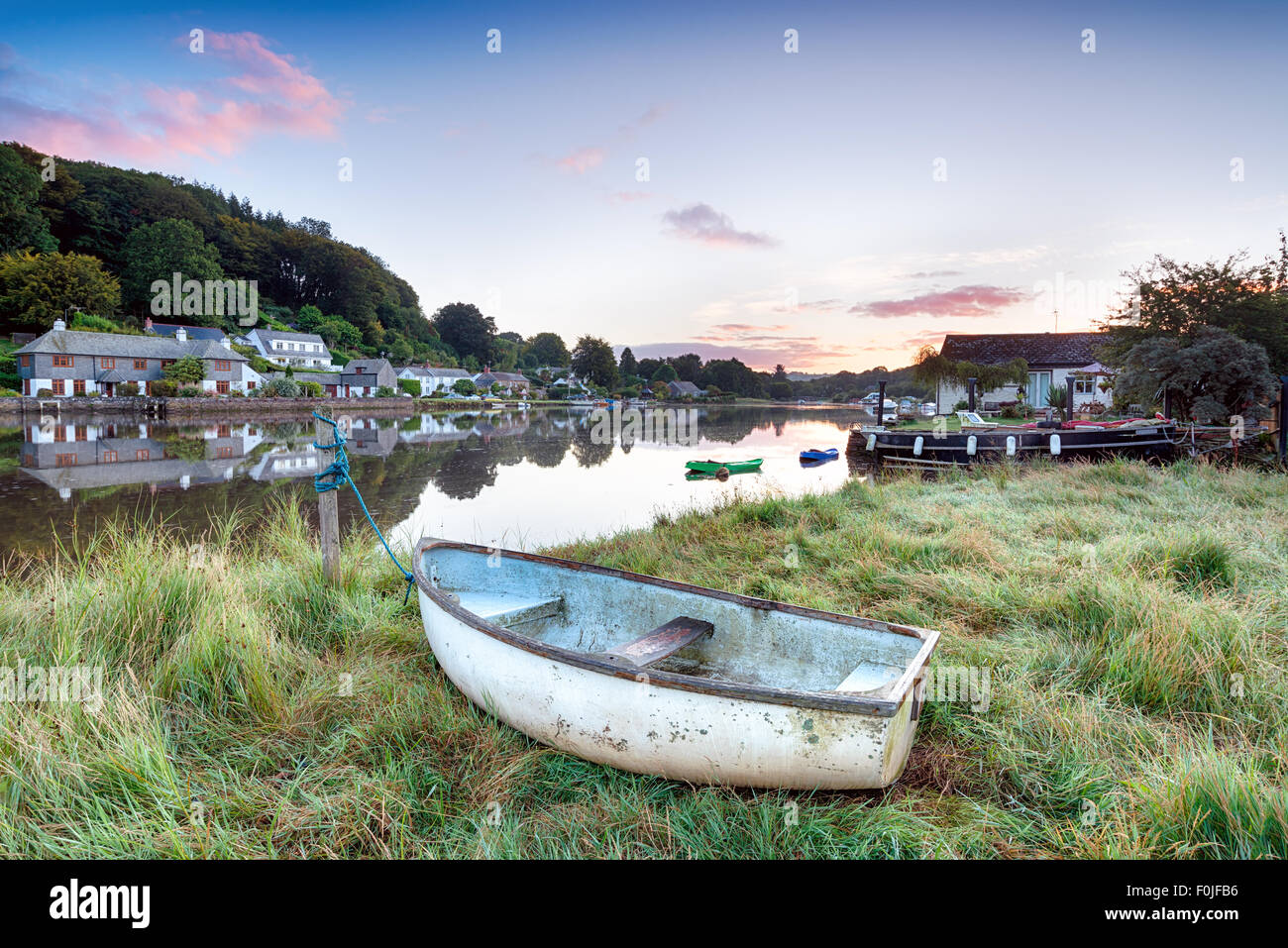 Lerryn river hi-res stock photography and images - Alamy