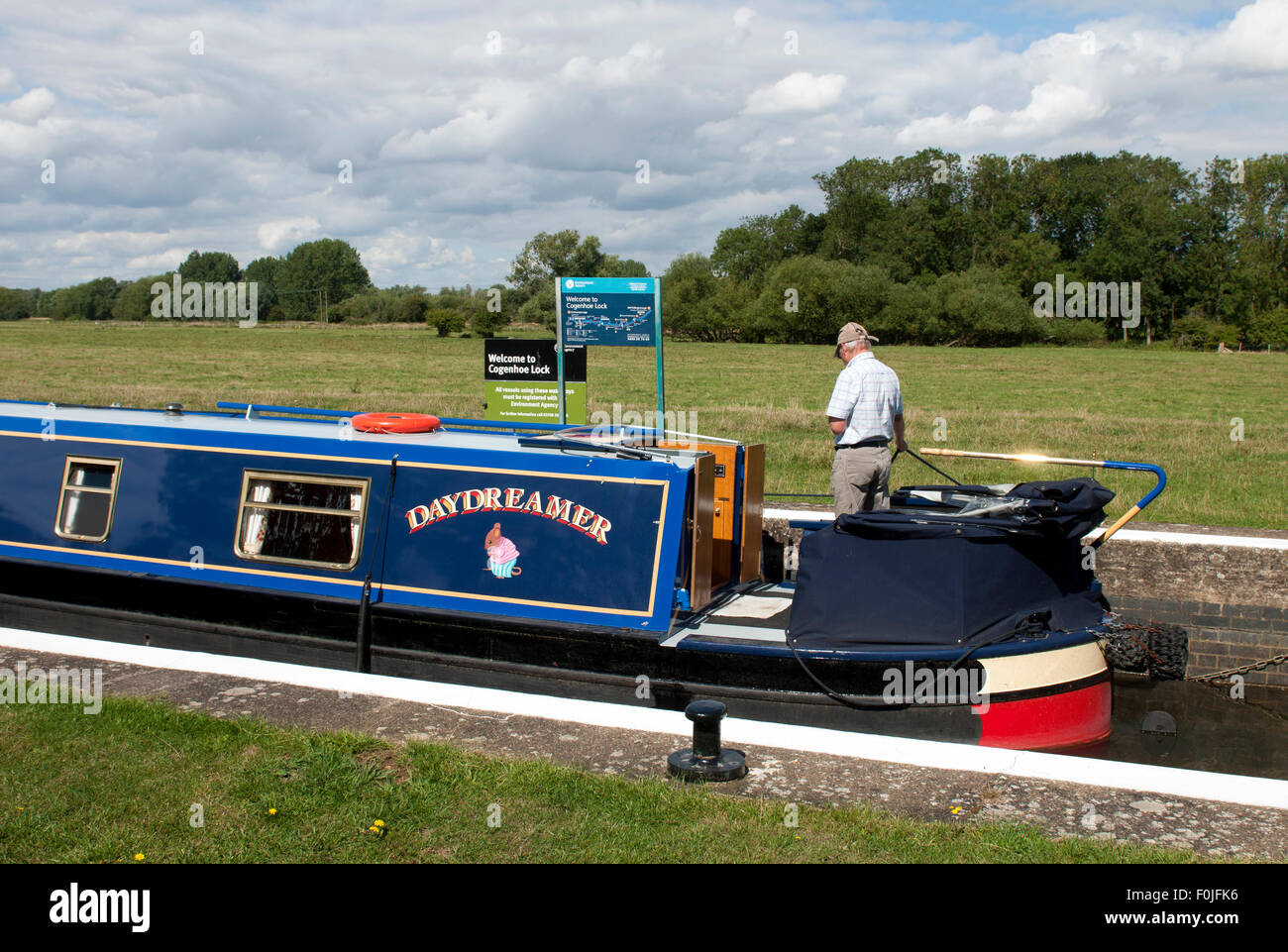 Cogenhoe lock hi-res stock photography and images - Alamy