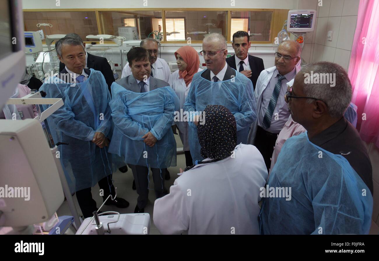 Ramallah, West Bank, Palestinian Territory. 17th Aug, 2015. Palestinian ...