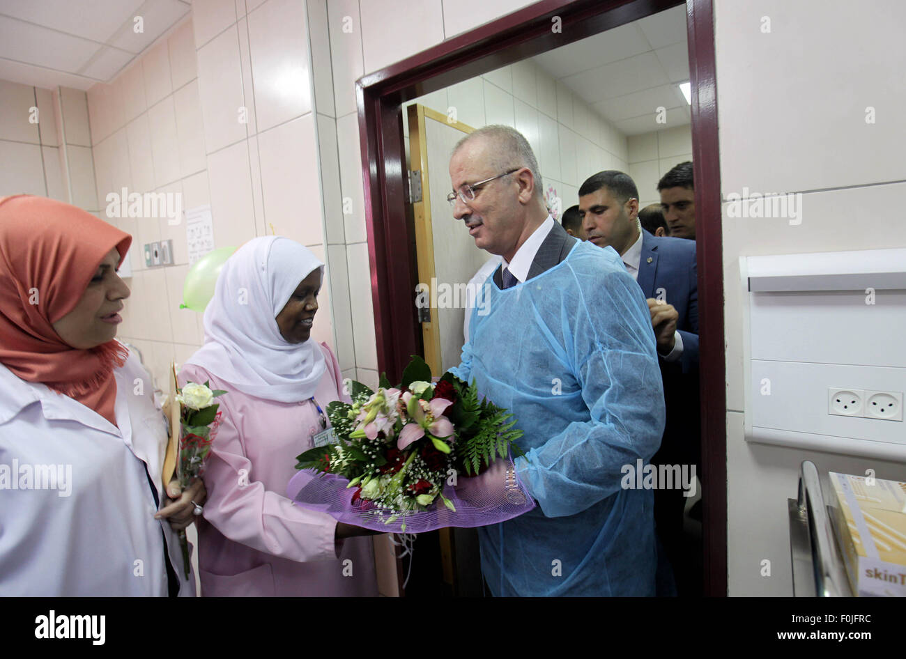 Ramallah, West Bank, Palestinian Territory. 17th Aug, 2015. Palestinian ...