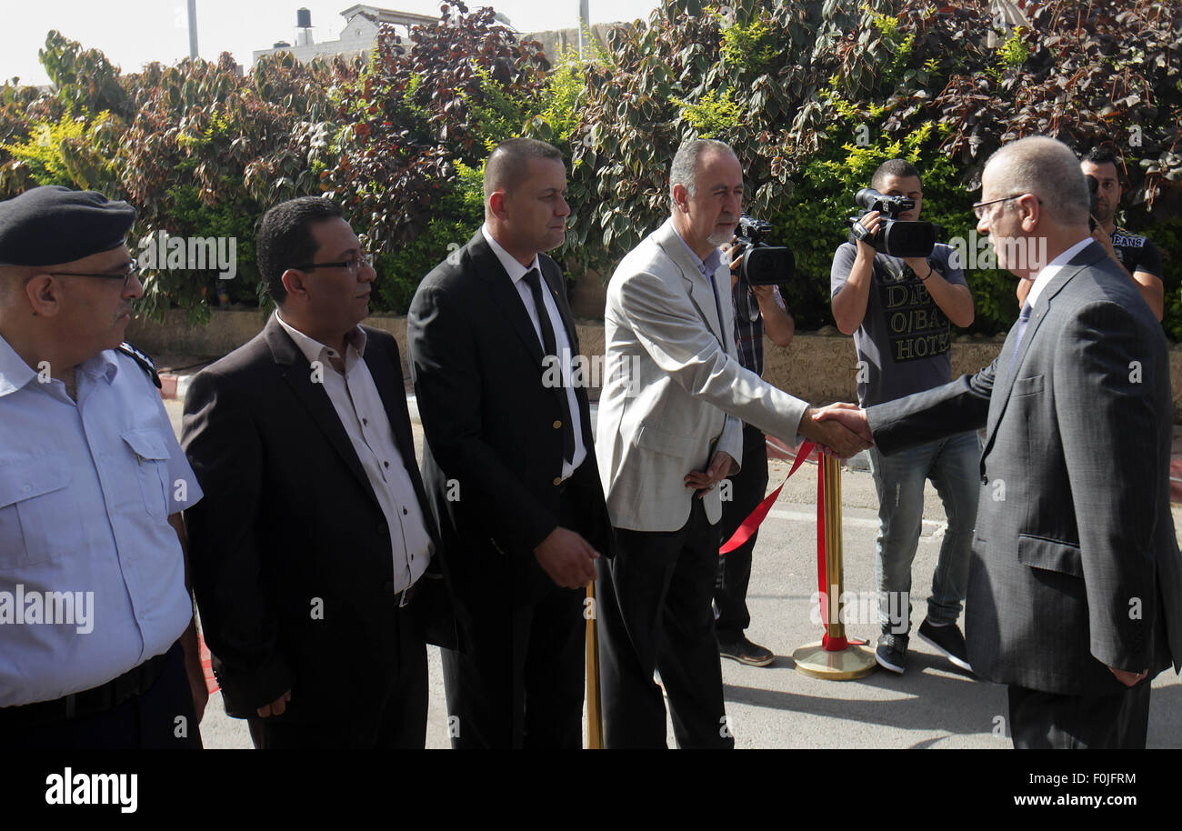 Ramallah, West Bank, Palestinian Territory. 17th Aug, 2015. Palestinian ...