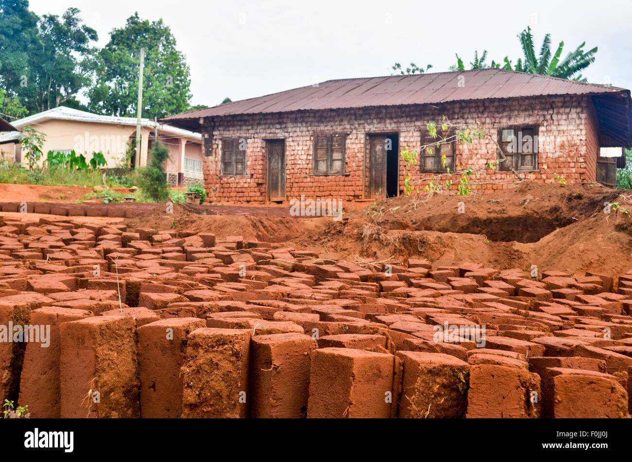 Africa brick bricks hi-res stock photography and images - Alamy
