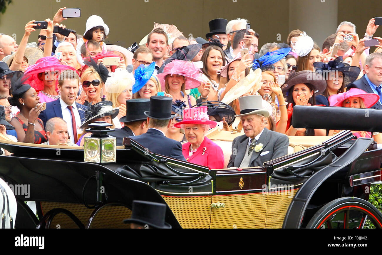 Royal family arrivals on Day 1 of the Royal Race meeting Featuring: HRH ...