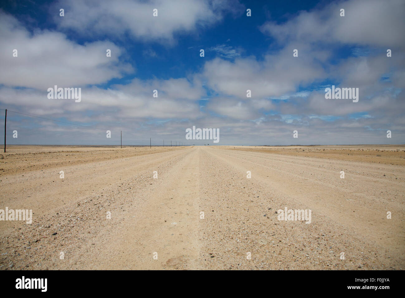 Flat road hi-res stock photography and images - Alamy