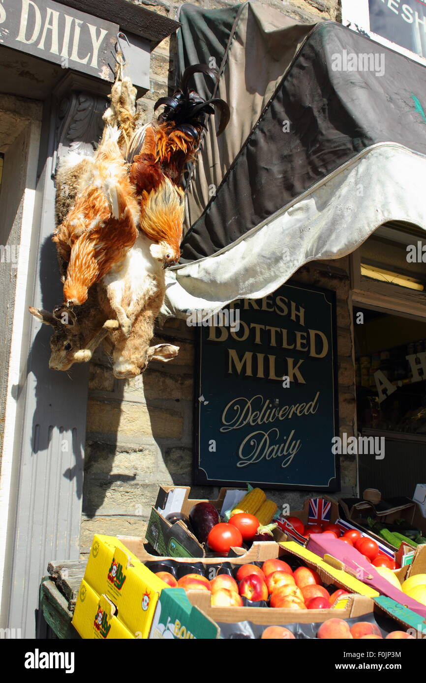 Hayfield village peak district hi-res stock photography and images - Alamy