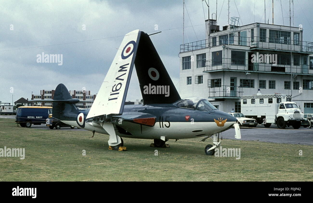 Fleet air arm roundels hi-res stock photography and images - Alamy