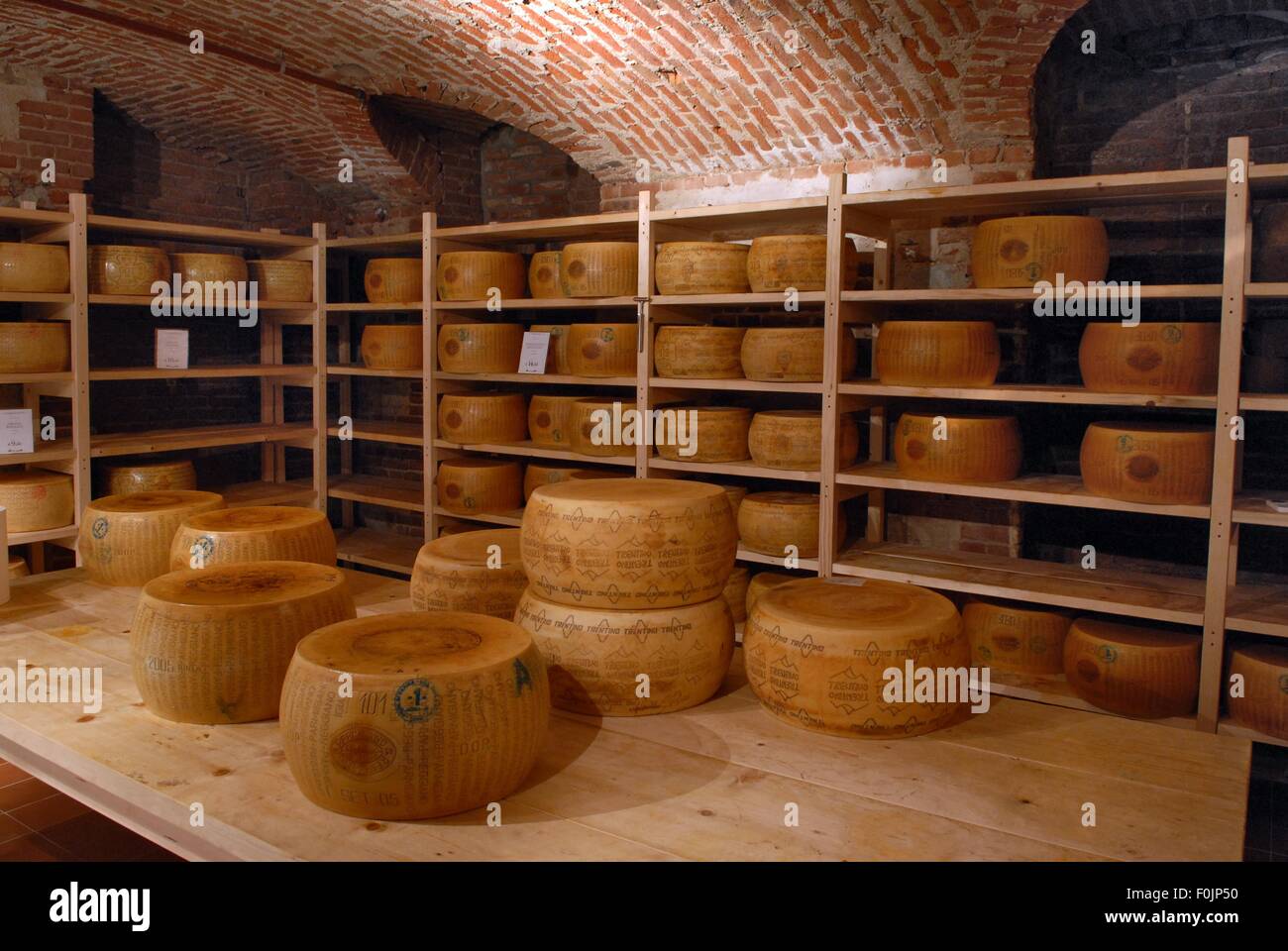 Eataly cheese hi-res stock photography and images - Alamy
