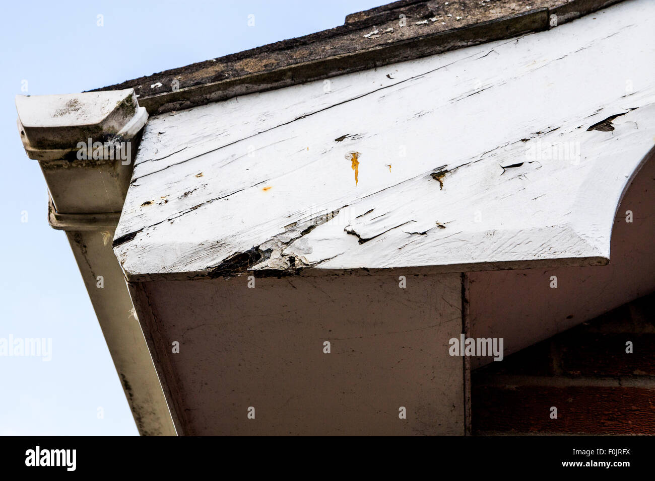 Picture of peeling paintwork on house exterior Stock Photo - Alamy