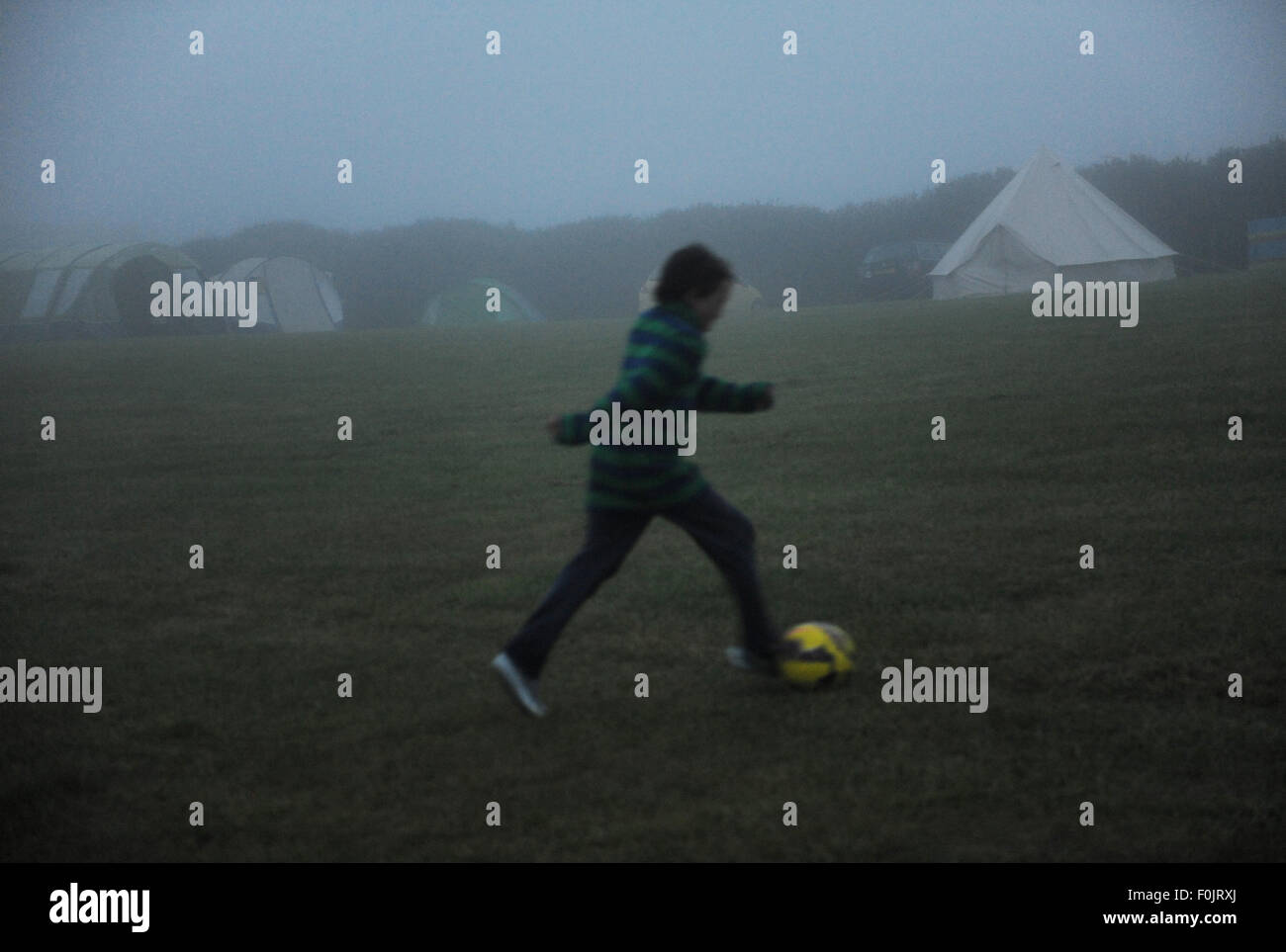 Raining weather wet bad football hi-res stock photography and images ...