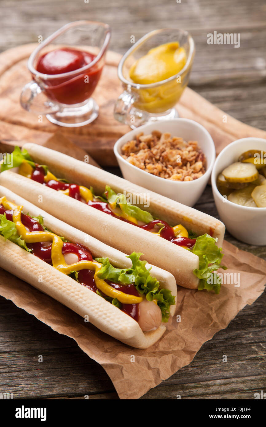 Barbecue hot dogs hi-res stock photography and images - Alamy