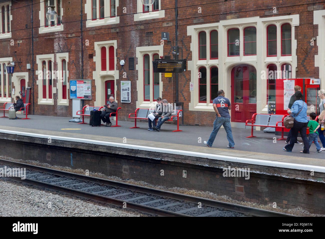 platform at Stoke-on-Trent Railway station, England, UK Stock Photo - Alamy