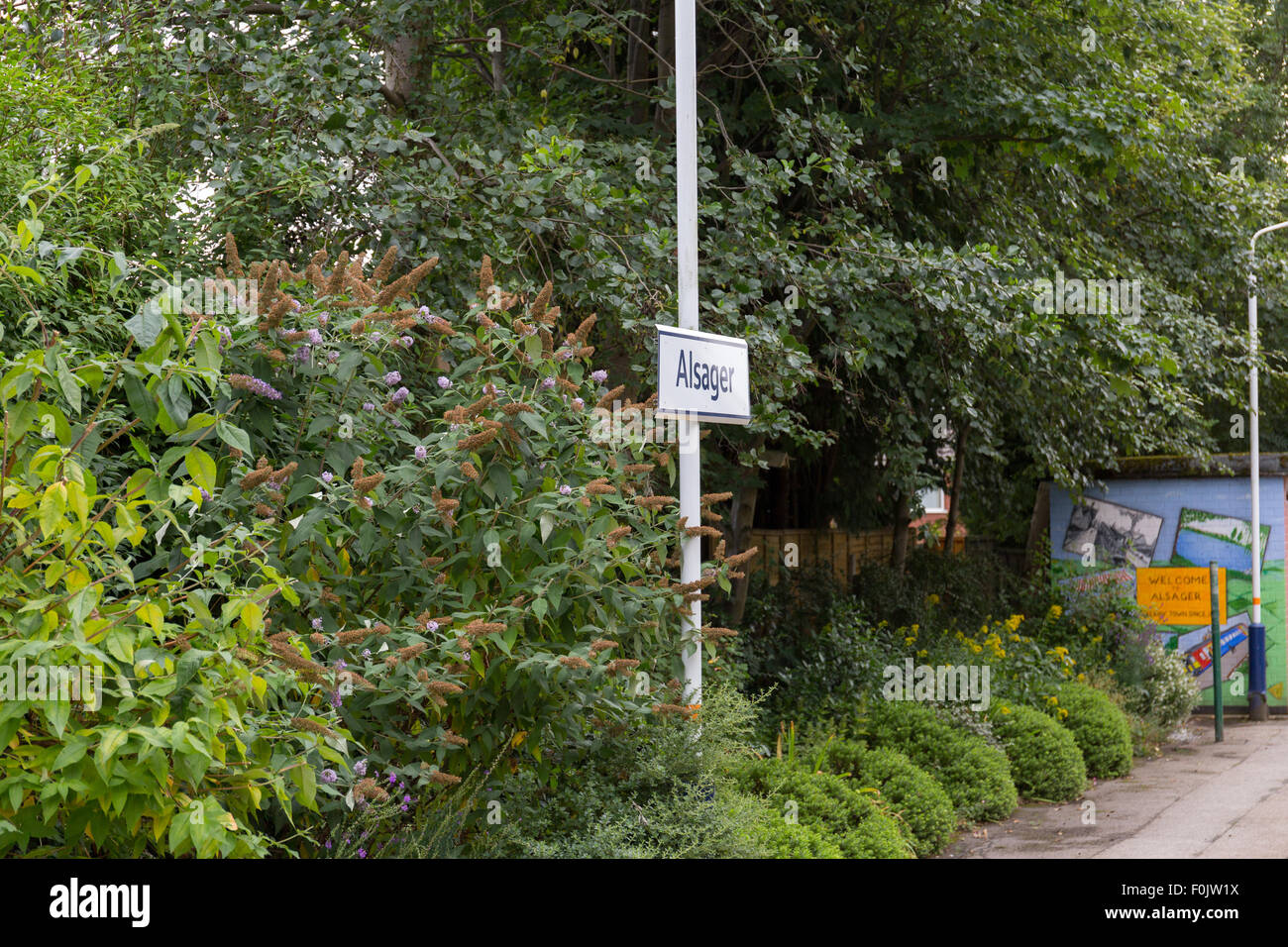 Alsager railway station platform, England Stock Photo - Alamy