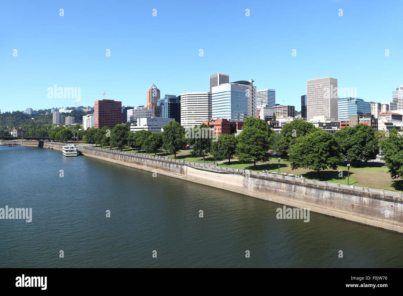 Portland oregon downtown hi-res stock photography and images - Alamy