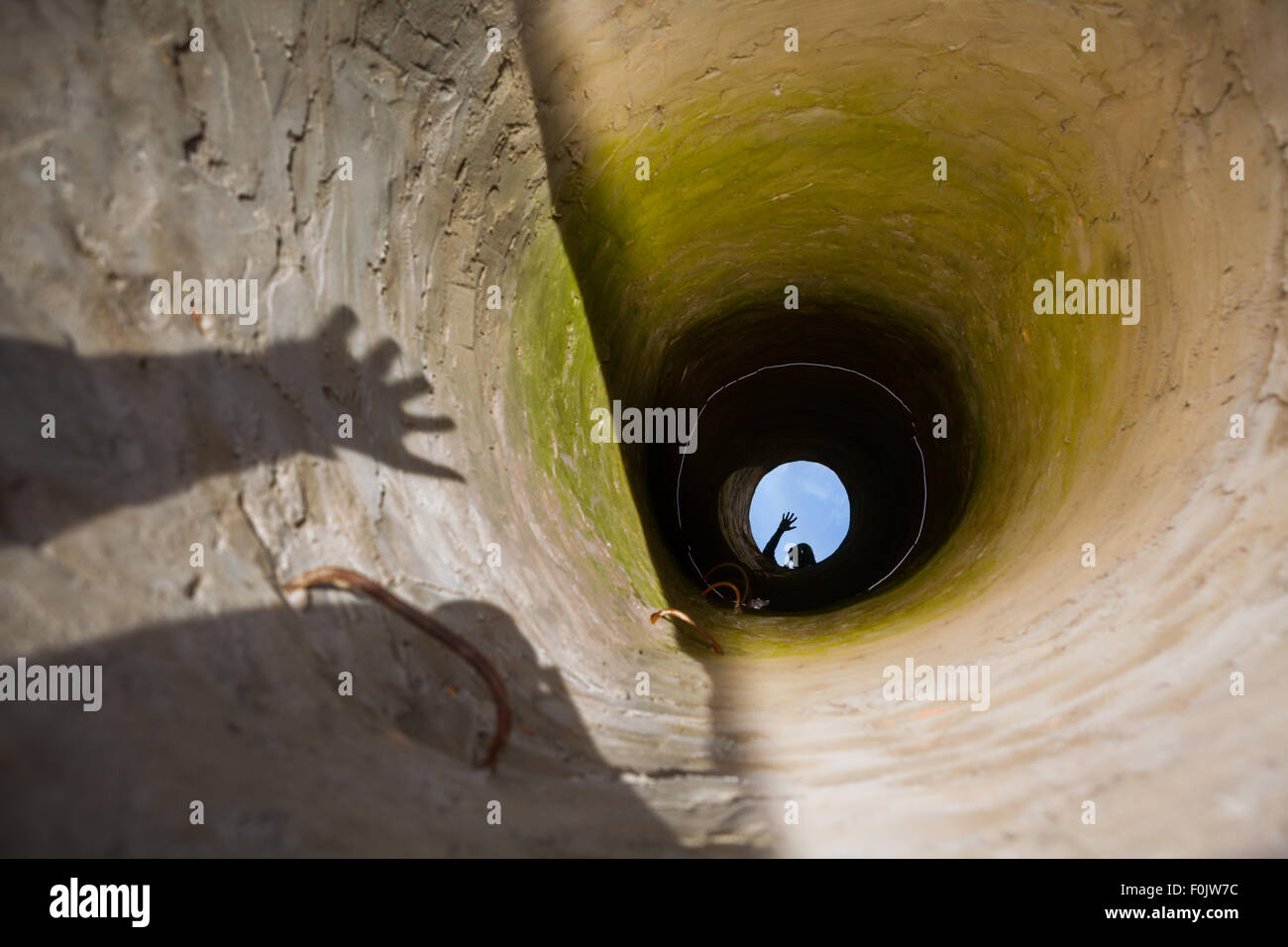 Dug well hi-res stock photography and images - Alamy