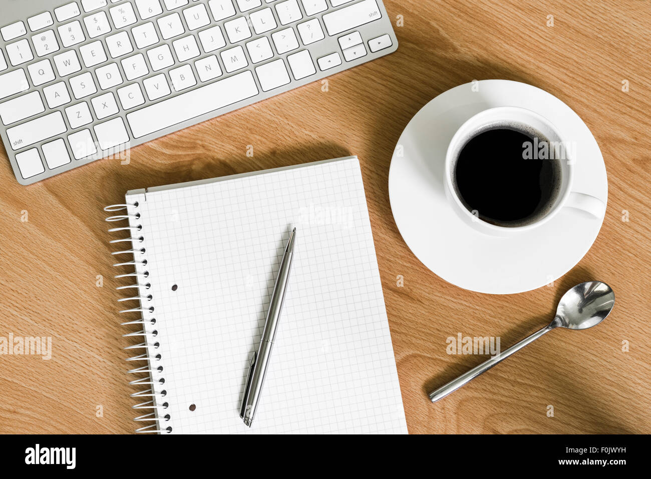 Office desk with notepad hi-res stock photography and images - Alamy