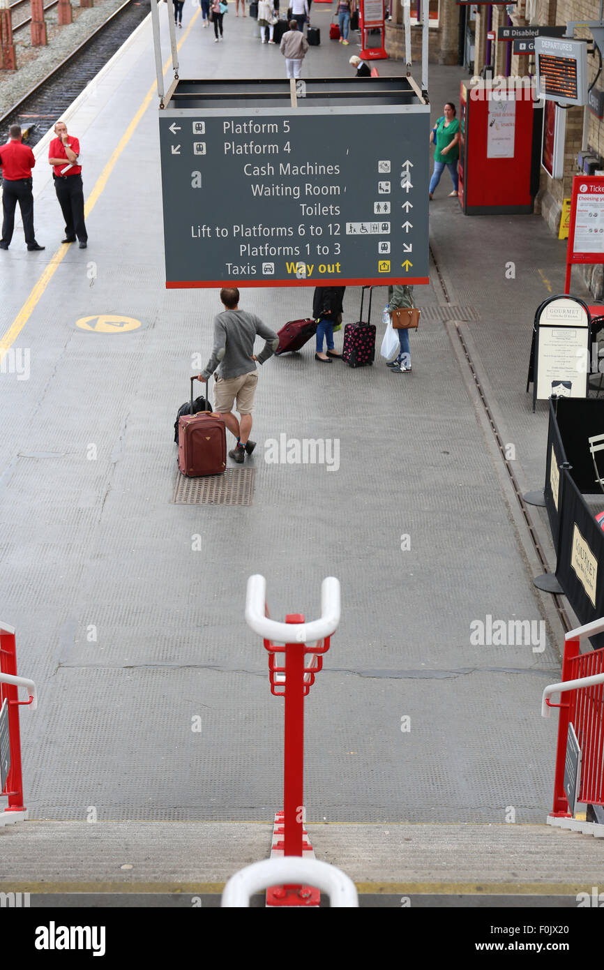 Crewe railway station sign hi-res stock photography and images - Alamy