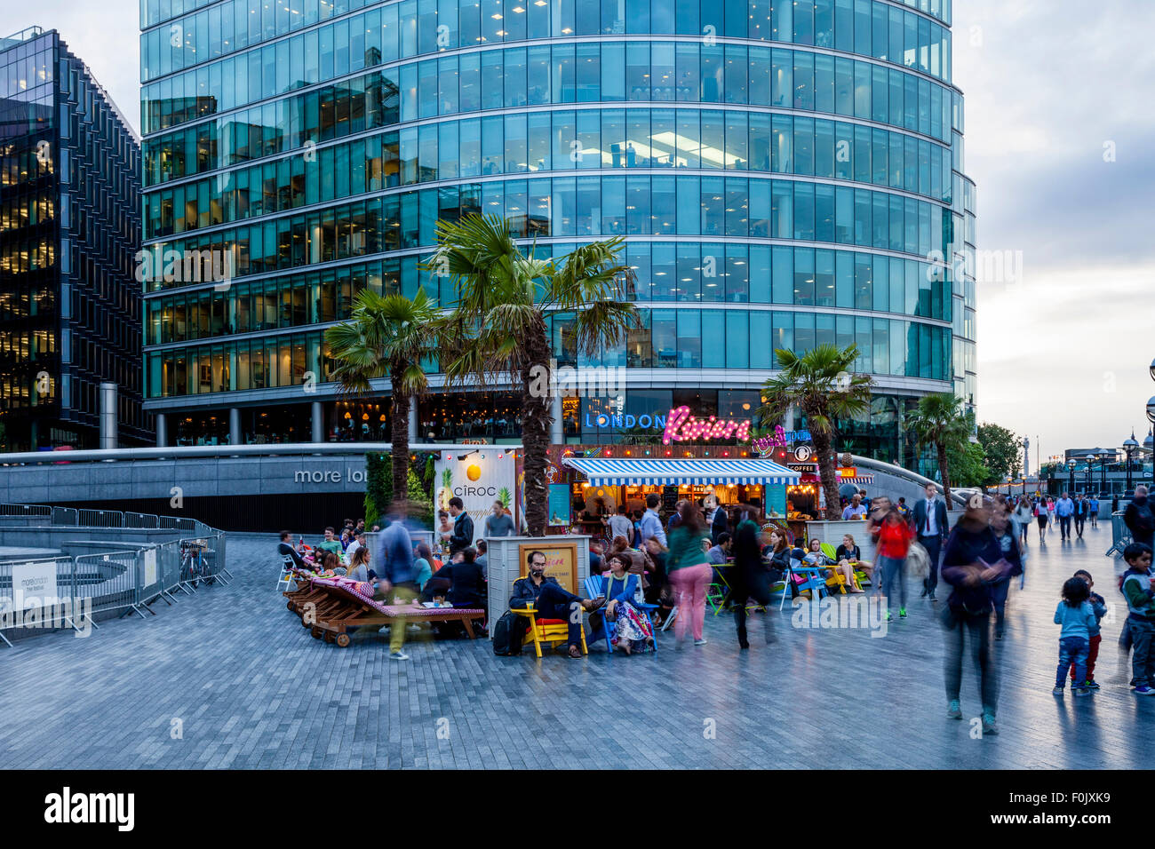 London riviera] skyline hi-res stock photography and images - Alamy