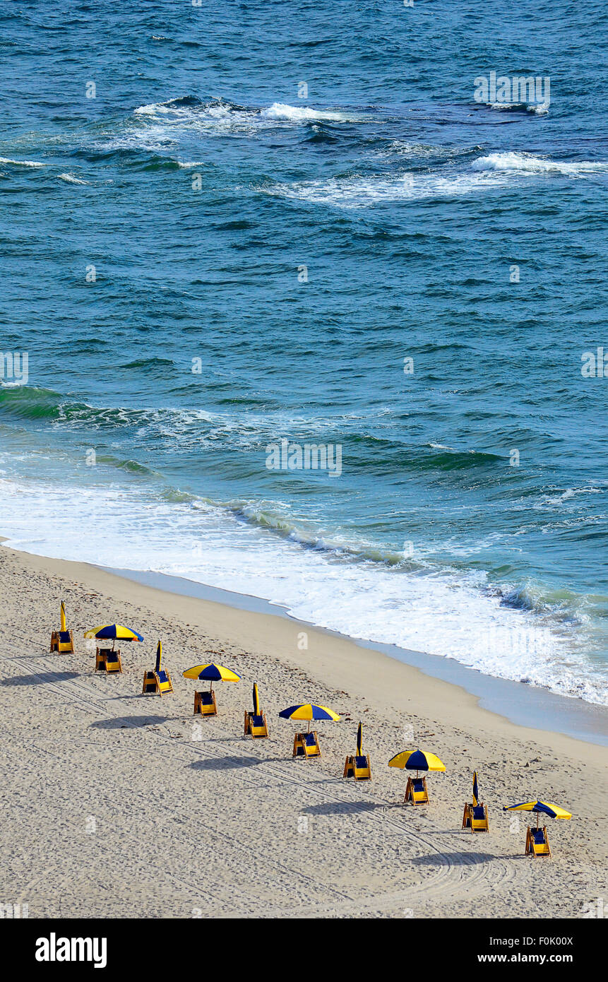 Overhead Beach Scene- Atlantic Ocean Stock Photo - Alamy