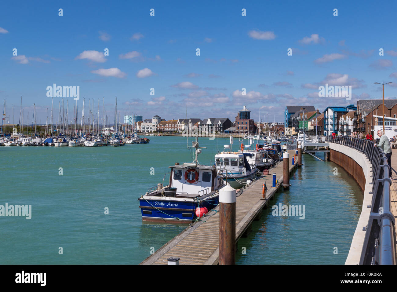 Littlehampton harbour hi-res stock photography and images - Alamy