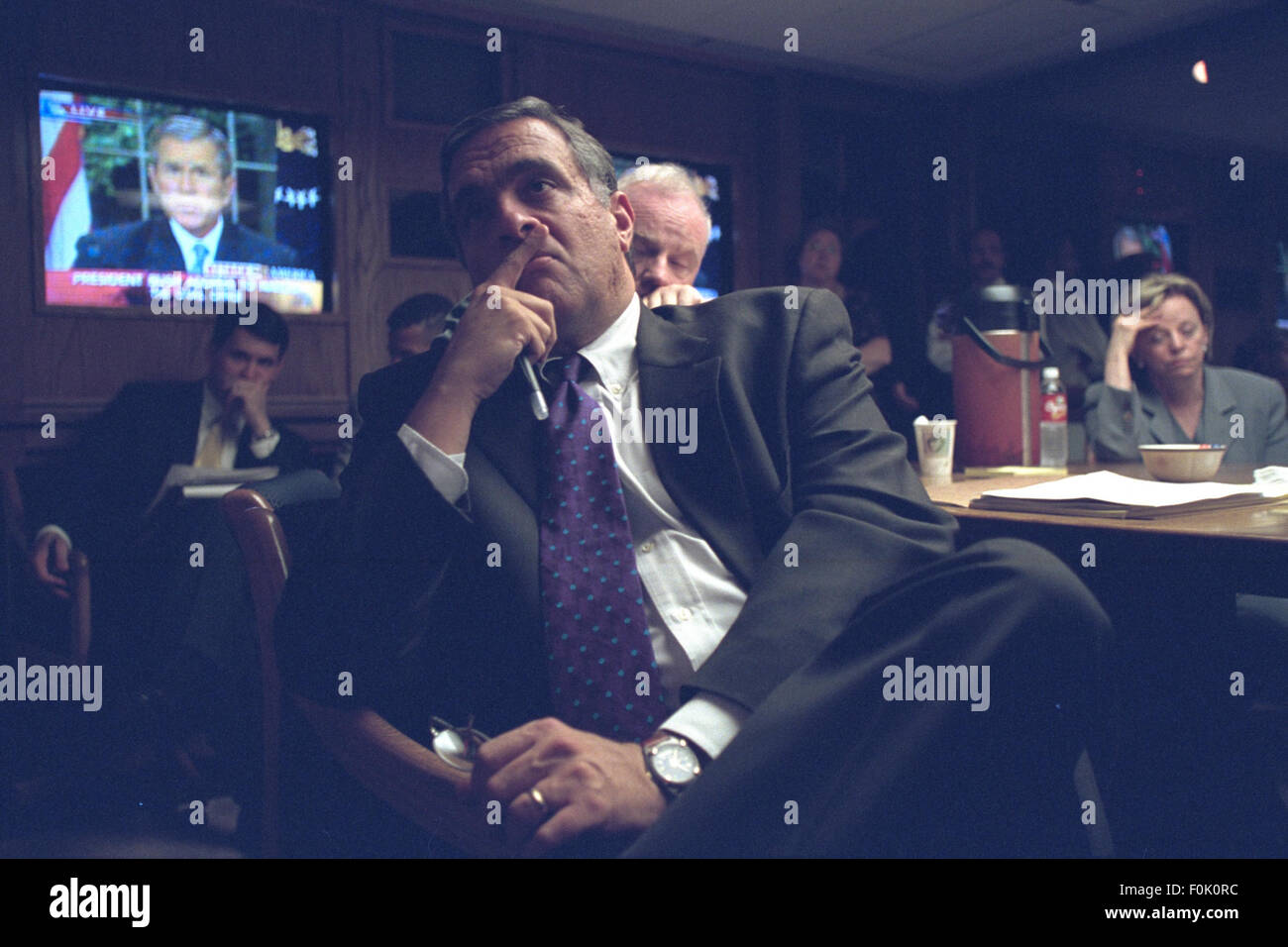 Cia director george tenet hi-res stock photography and images - Alamy