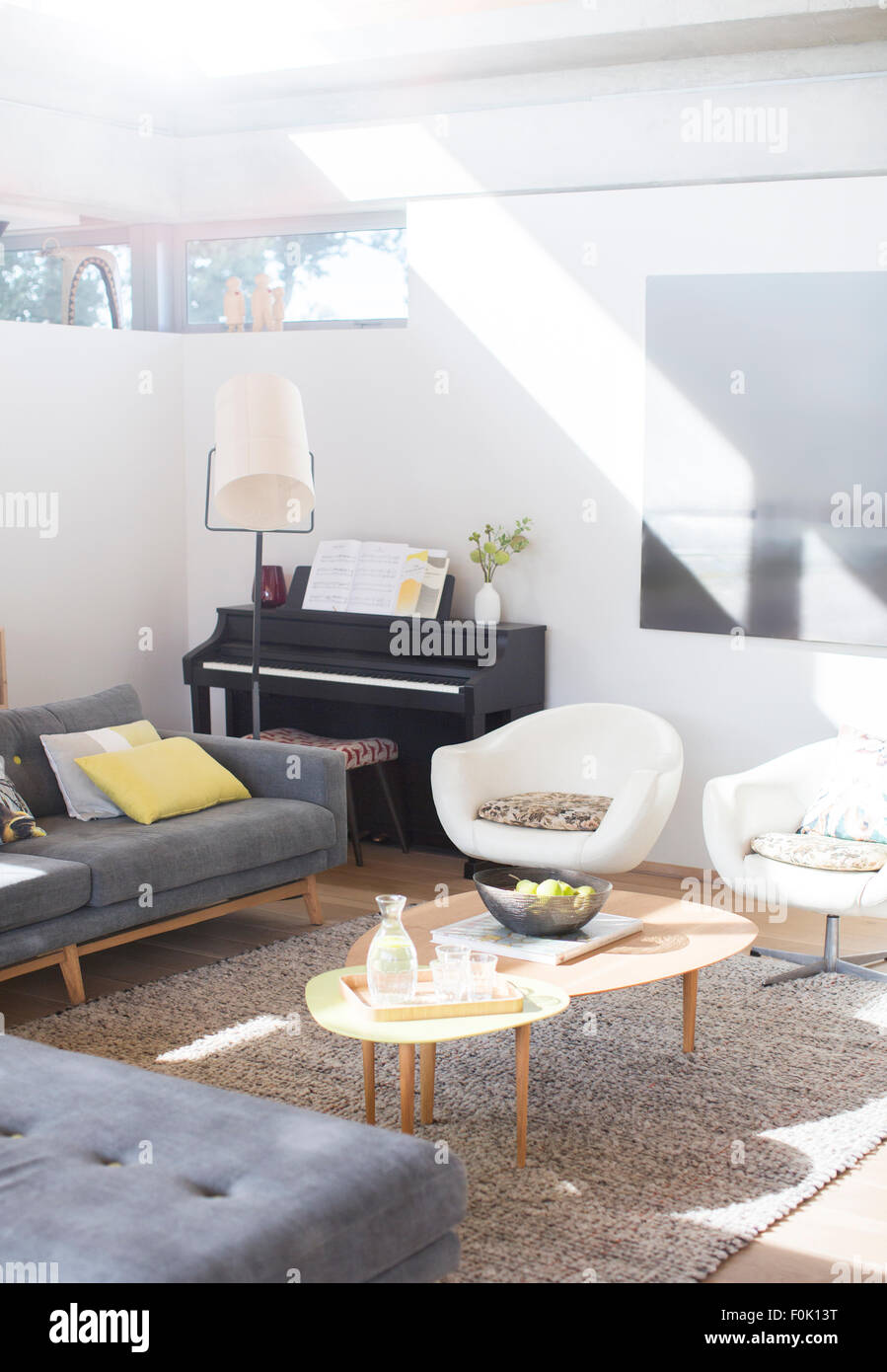 Sunny room hi-res stock photography and images - Alamy