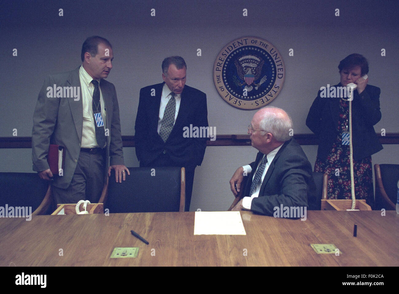 V1543-18 Vice President Cheney with Senior Staff in the President's ...