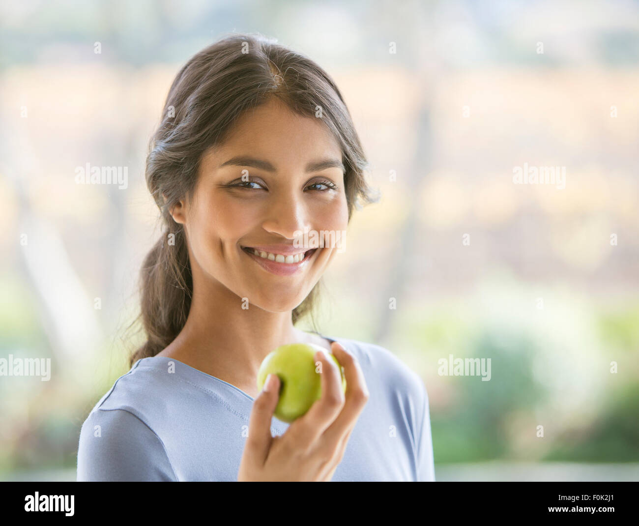 Indian person eating hi-res stock photography and images - Alamy