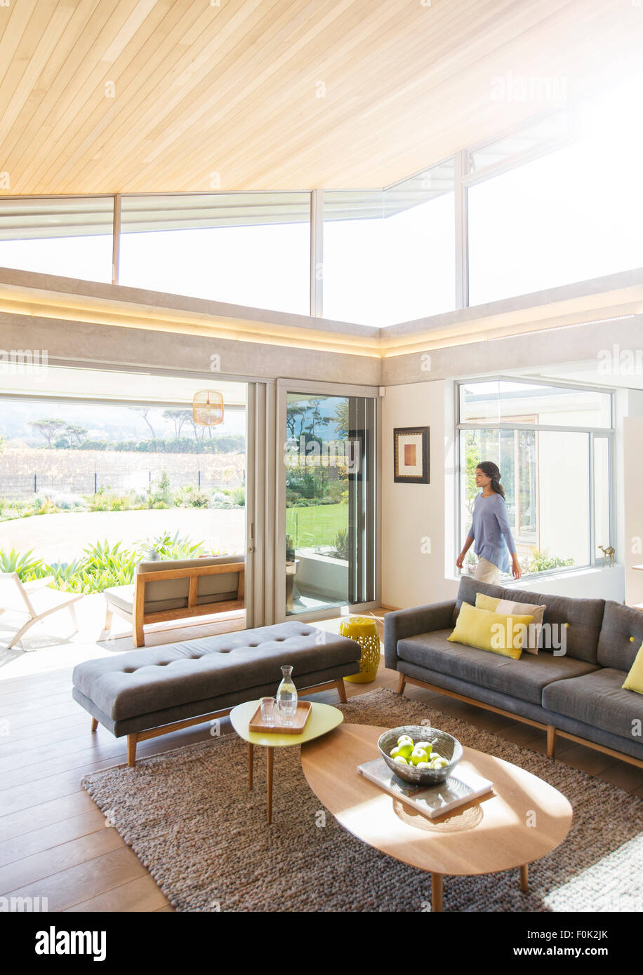 Walking home hi-res stock photography and images - Alamy