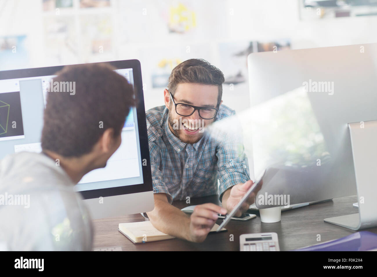 People Sitting Computers Working Office Stock Photos & People Sitting ...