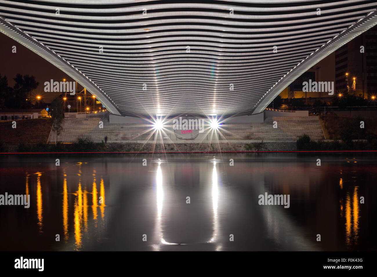 Night view of the Troja Bridge from the river Vltava, Trojsky most ...