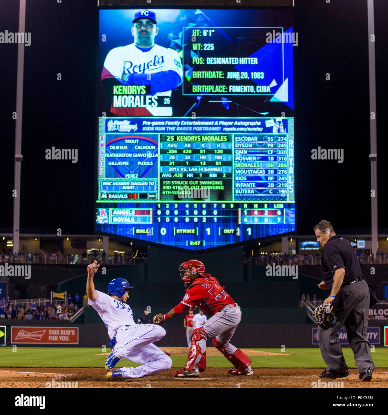 August 13, 2015: Eric Hosmer #35 of the Kansas City Royals slides ...