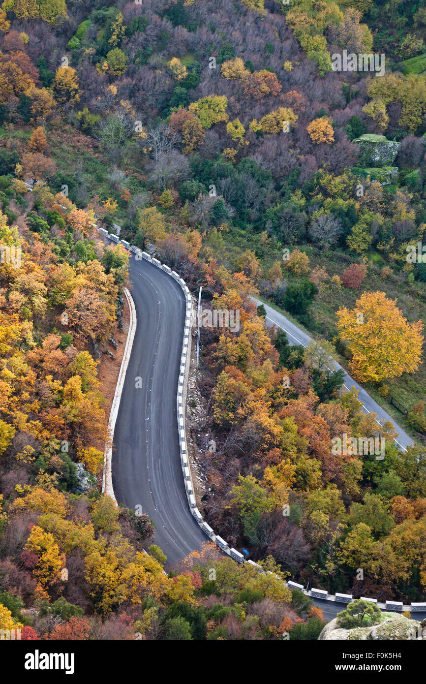 View meteora rocks kalambaka kastraki hi-res stock photography and ...