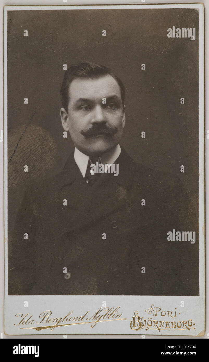 This photography studio portrait of Axel Gallén, taken in 1902 in Pori ...