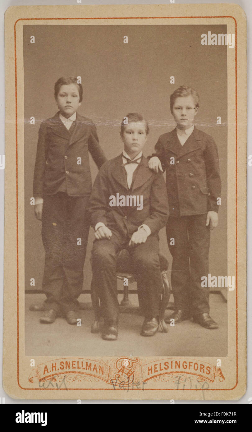 This portrait features Axel Gallen-Kallela (on the left) alongside his ...