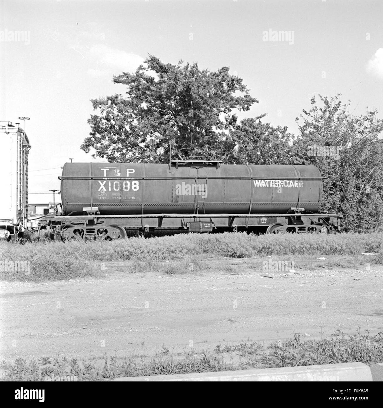 This image shows a Texas & Pacific Railroad Maintenance of Way Water ...