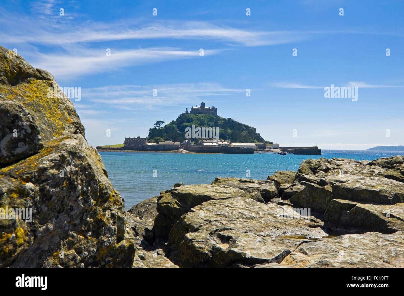 Horizontal view of St Michael's Mount, Cornwall Stock Photo - Alamy