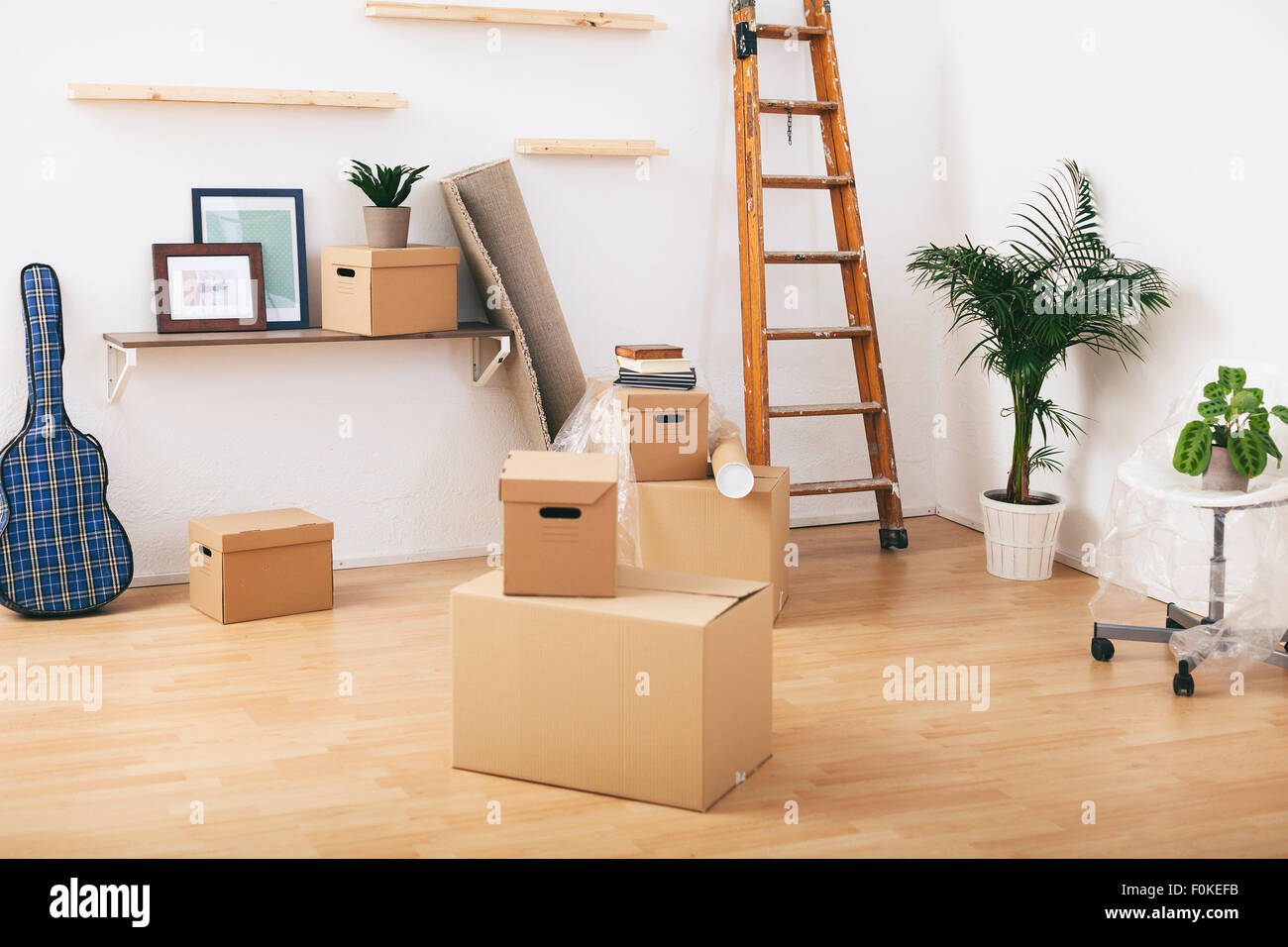 Moving frame hi-res stock photography and images - Alamy