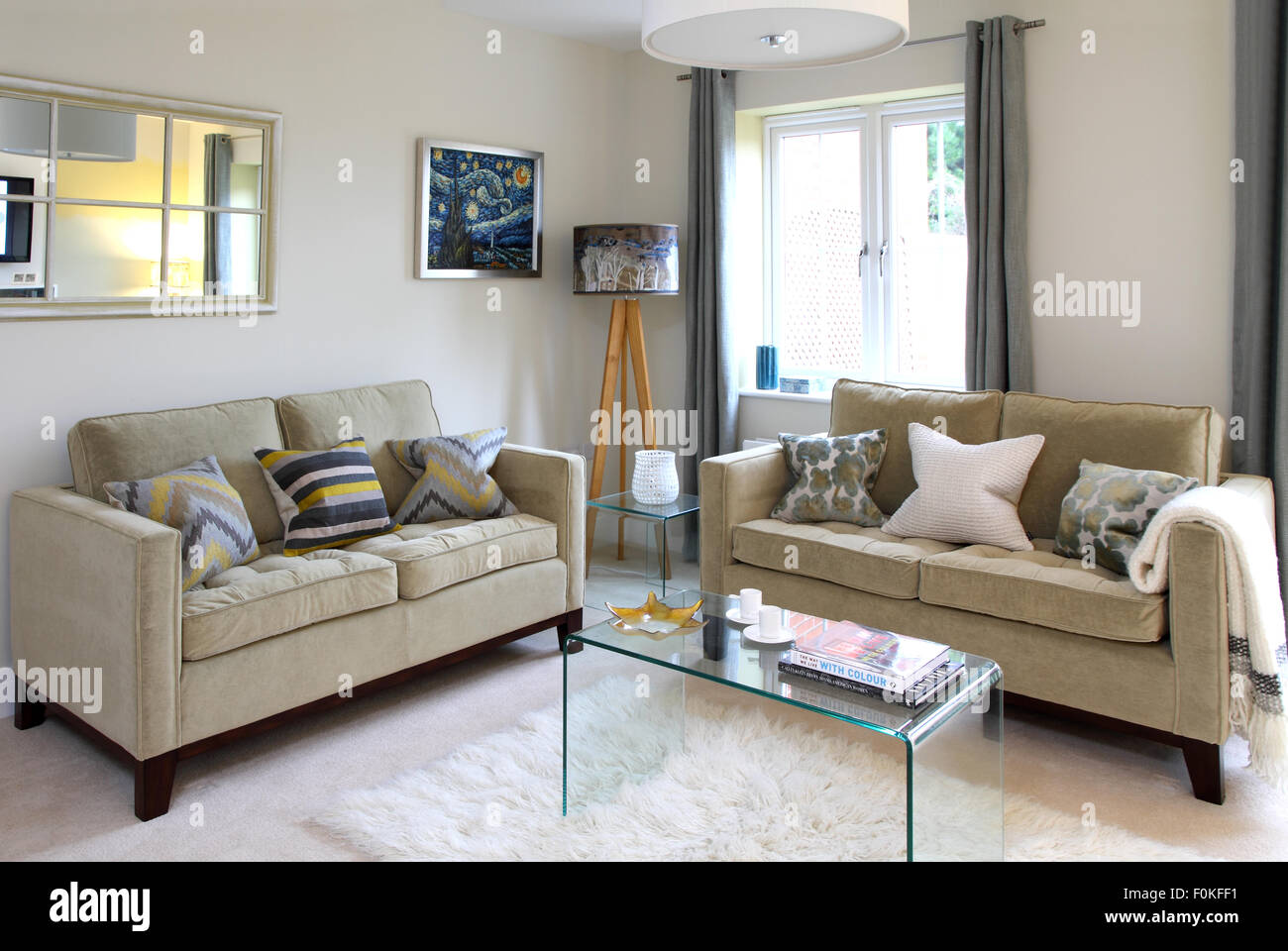 Modern sitting/living room Stock Photo - Alamy