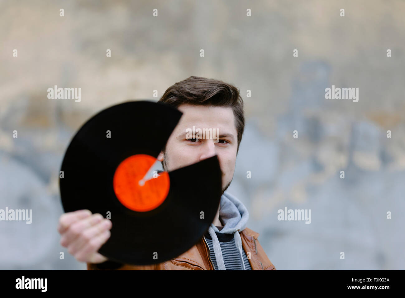 Broken record hi-res stock photography and images - Alamy