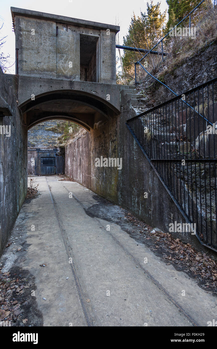 Built in 1890, the Sandy Hook Mortar Battery was decommissioned in the ...
