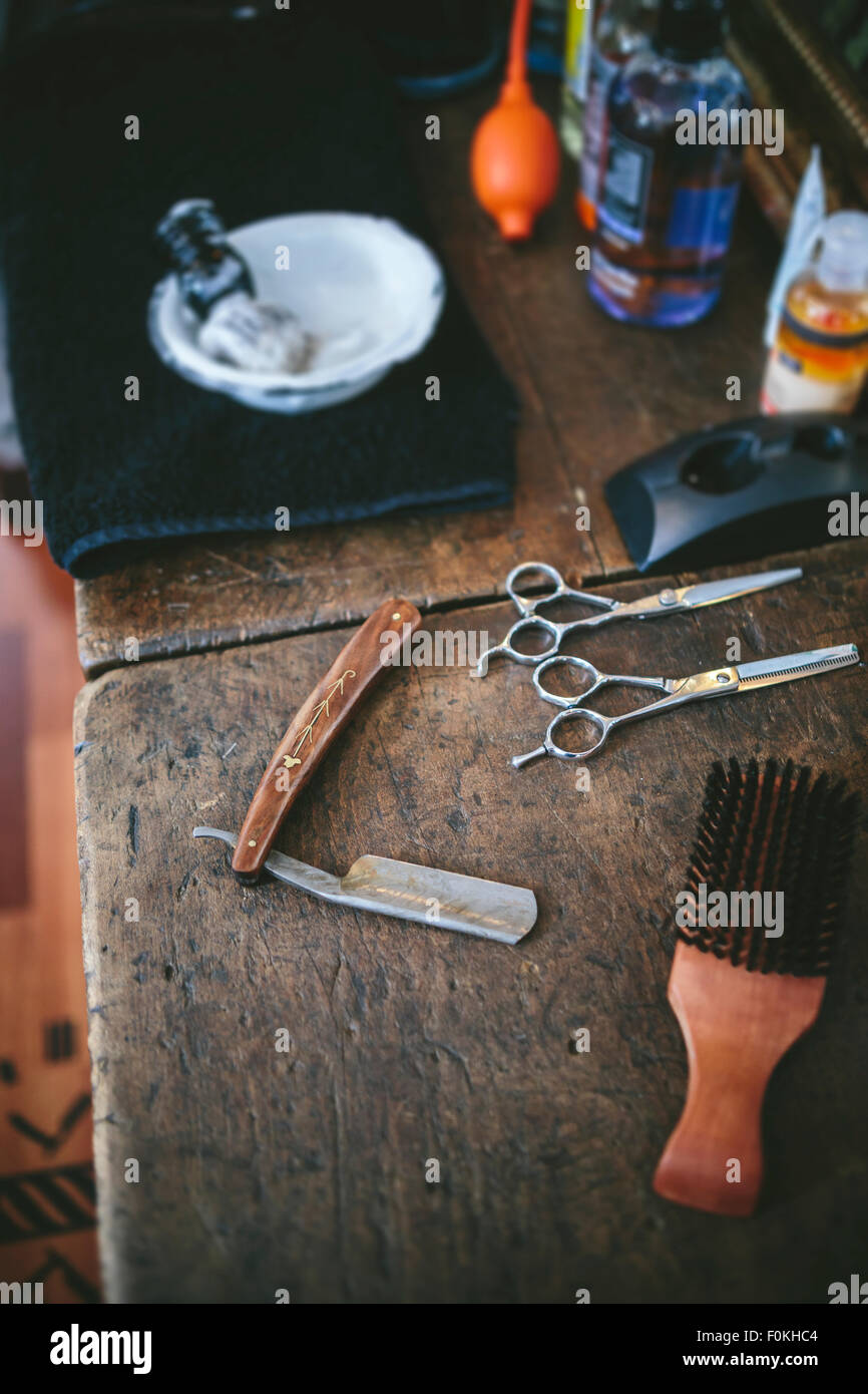 Utensils in a barber shop Stock Photo - Alamy