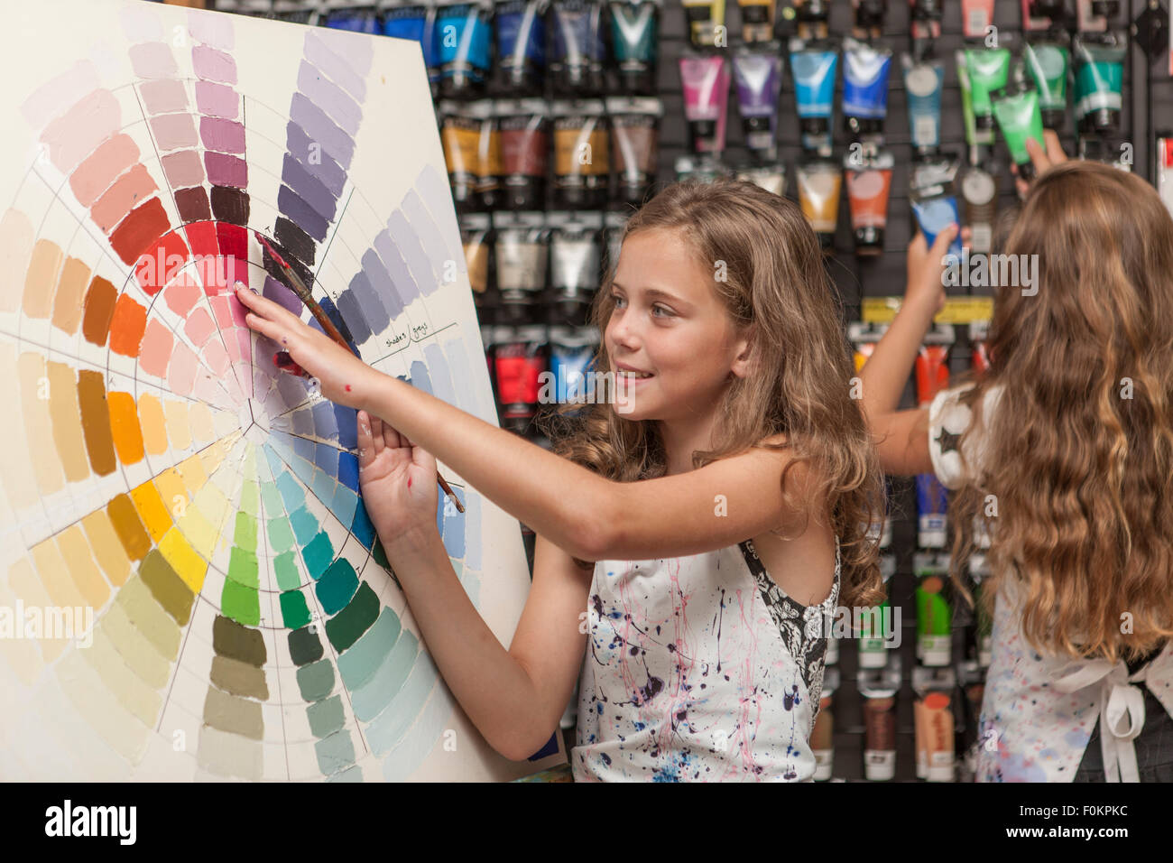 Children in an art class Stock Photo - Alamy