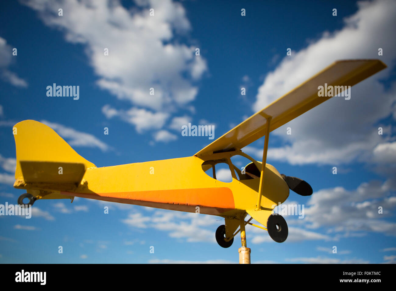 Very old airplane hi-res stock photography and images - Alamy