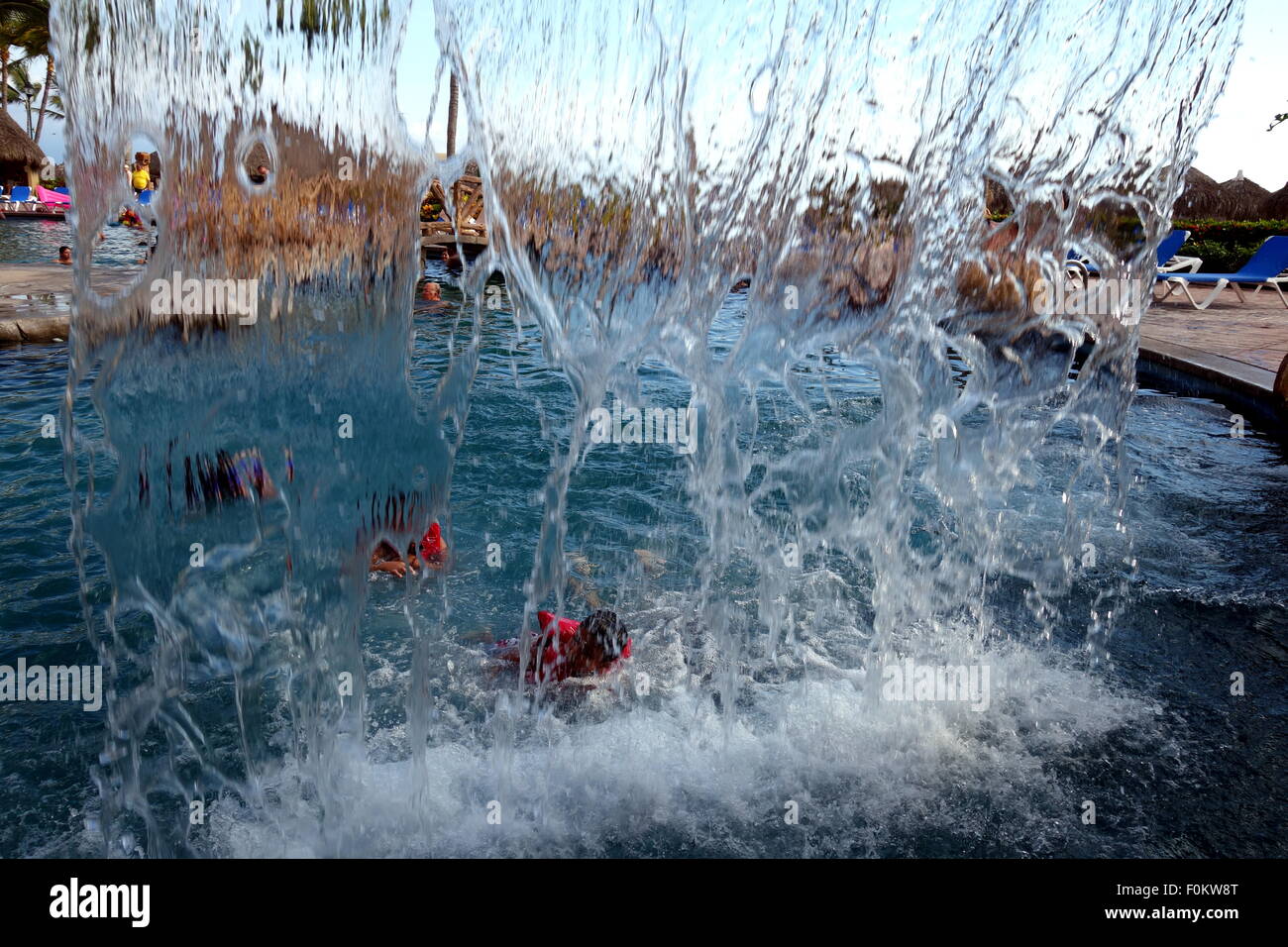 Waterfall swimming pool hi-res stock photography and images - Alamy
